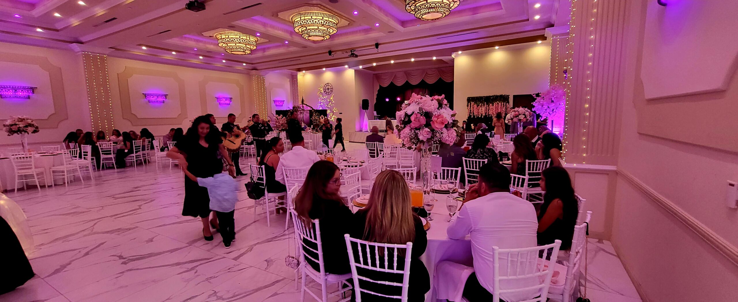 HELLO BANQUET 250 GUEST – hellobanquet.com