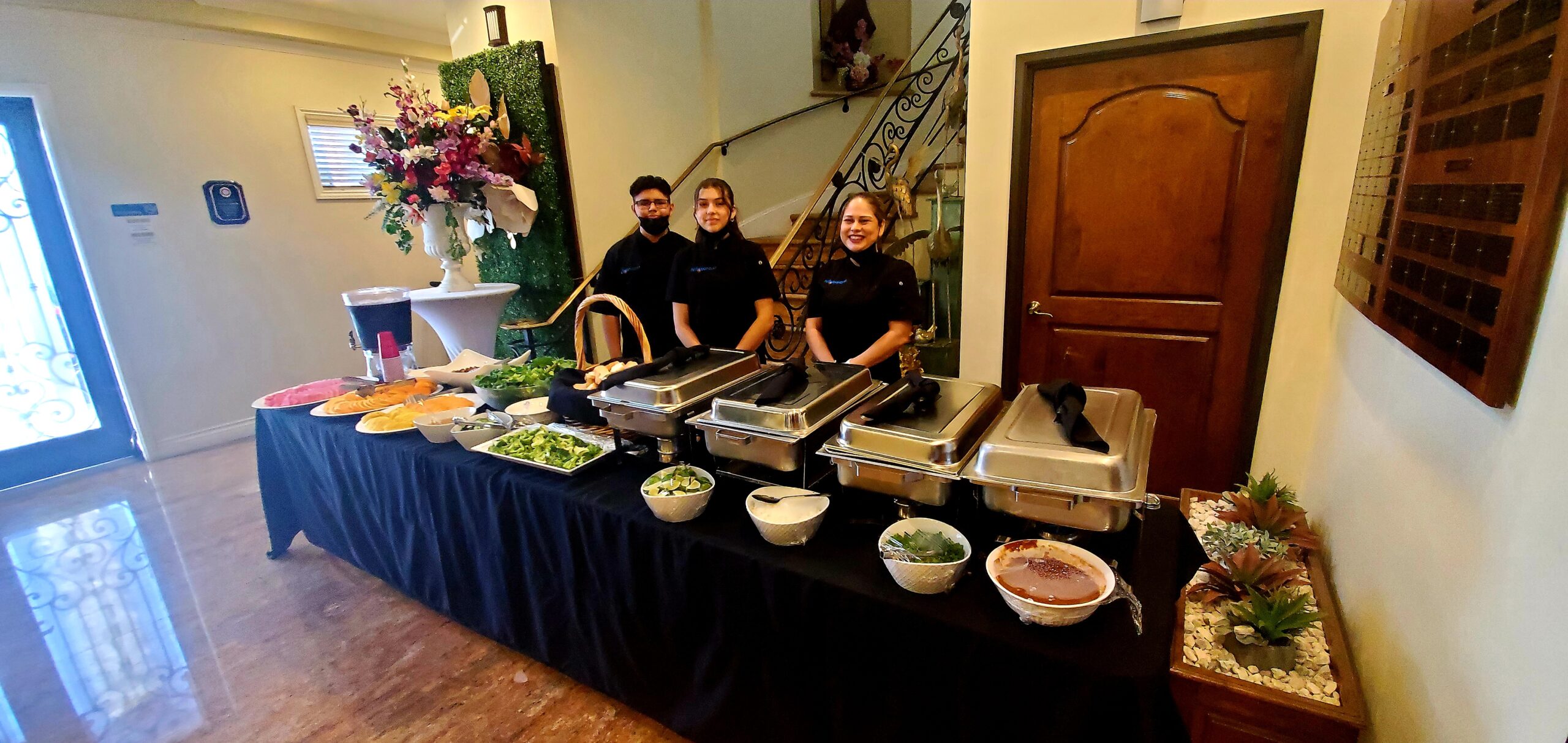 HELLO BANQUET 100 GUEST – hellobanquet.com